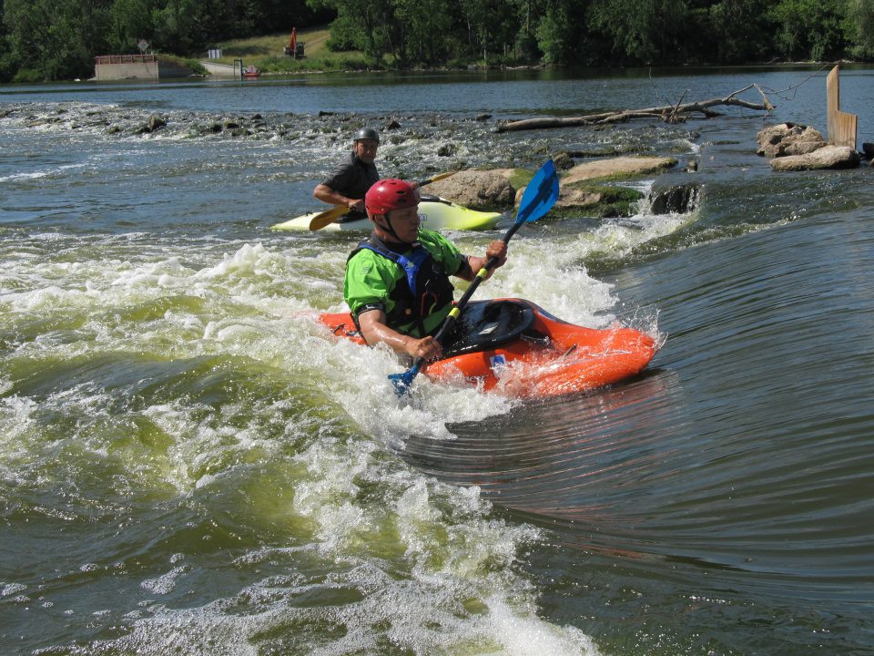 Flat Land Kayak – Provider of kayak and river safety and rescue training